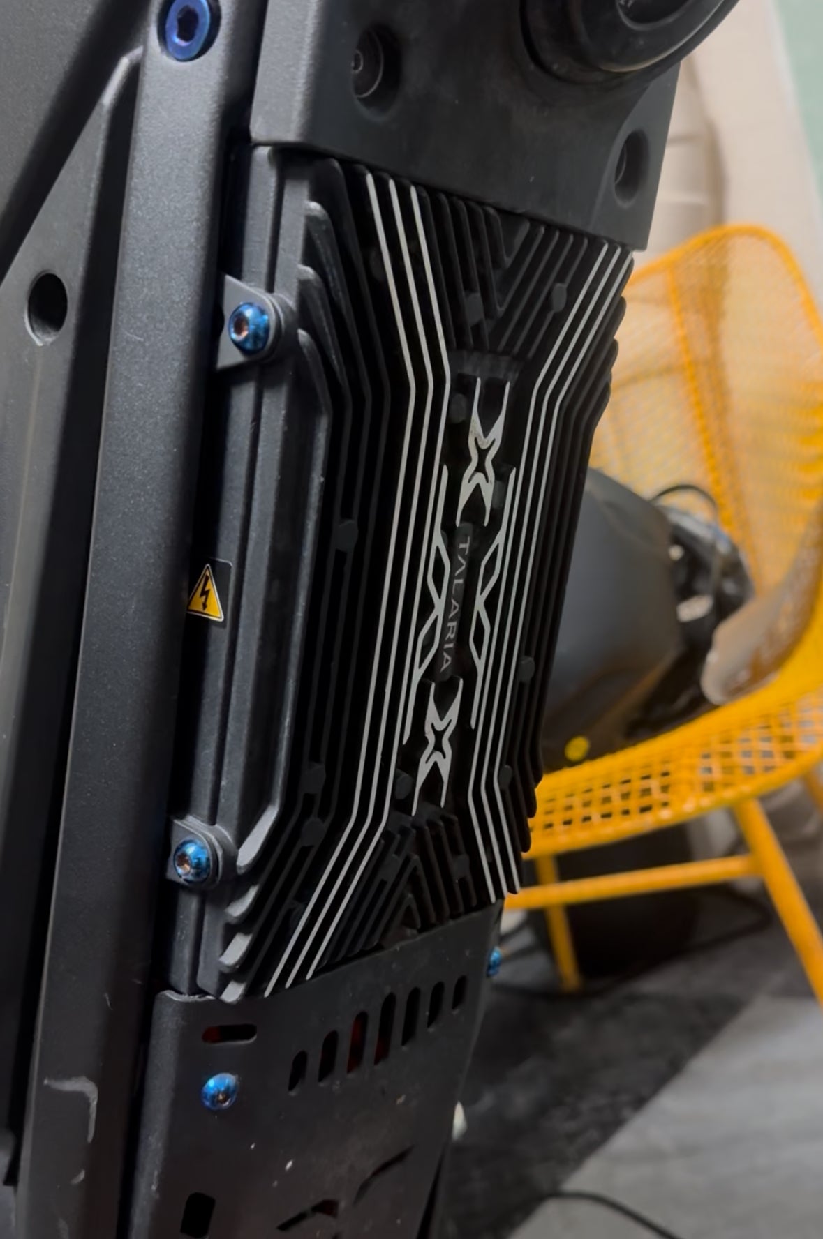 Titanium Controller Bolts (all emoto) – EmotoTintz