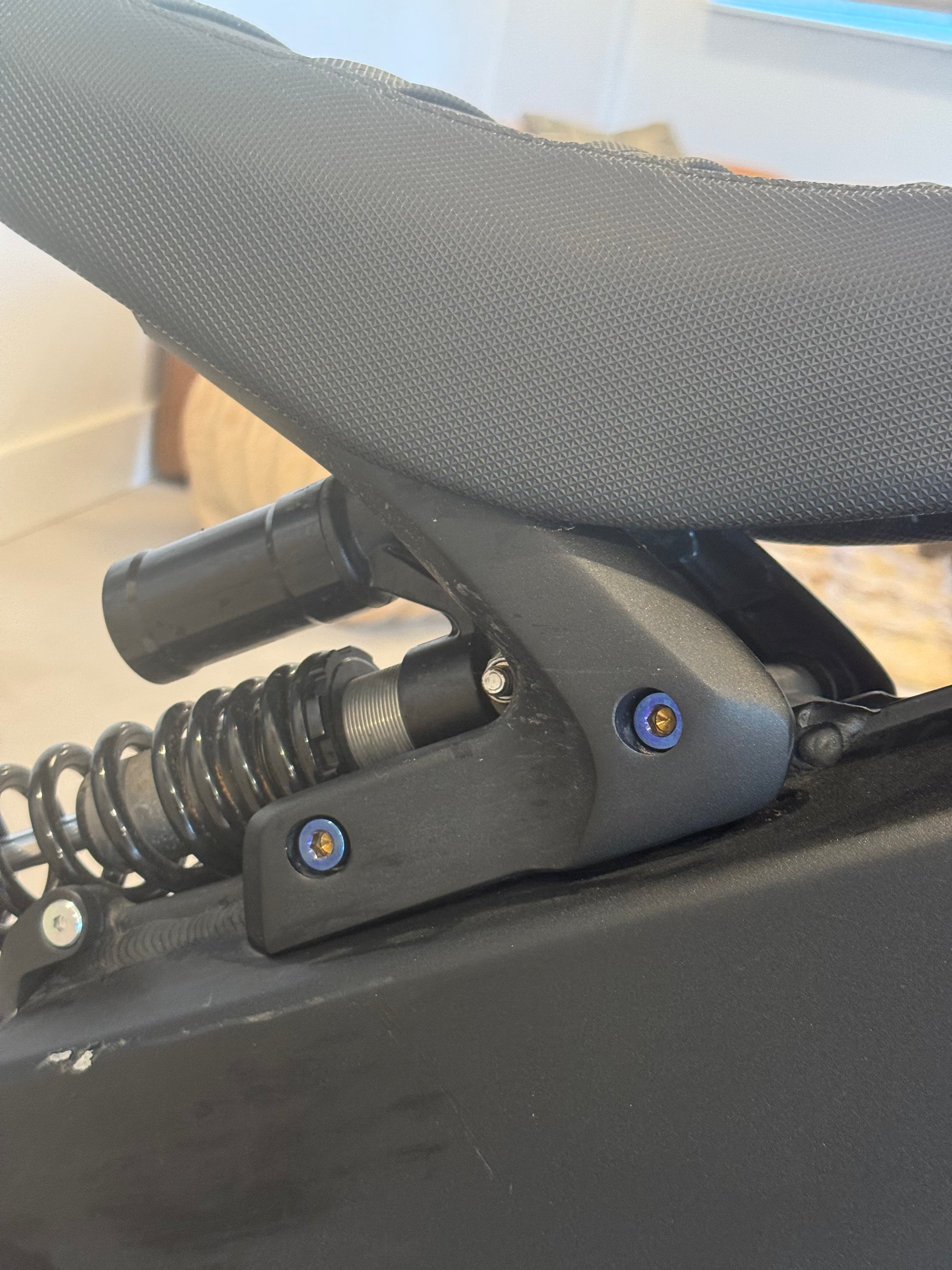 All Emoto Titanium Subframe Bolts (set of 4) – EmotoTintz